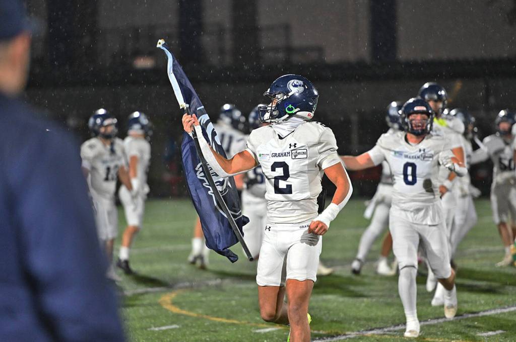 G.W. Graham beats Sardis Falcons in history-making football battle in ...